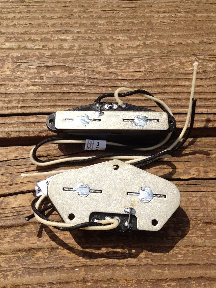 Lindy Fralin Blues Tele Split Blade Pickup Set - Black Covers Medium Radius